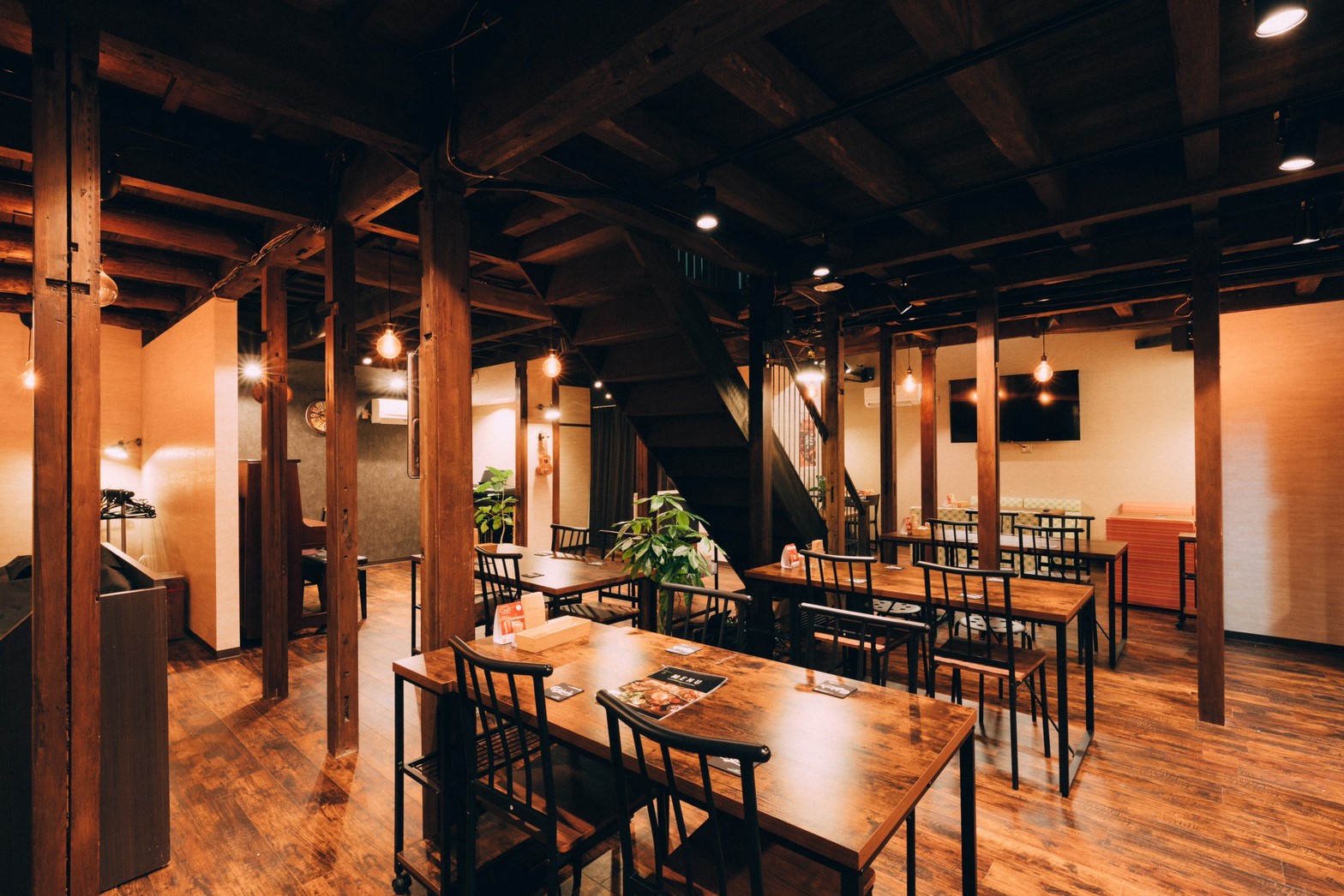 ROCKAWAY BUGGY American Diner & Live | 川西市のアメリカンダイナー&ライブハウス